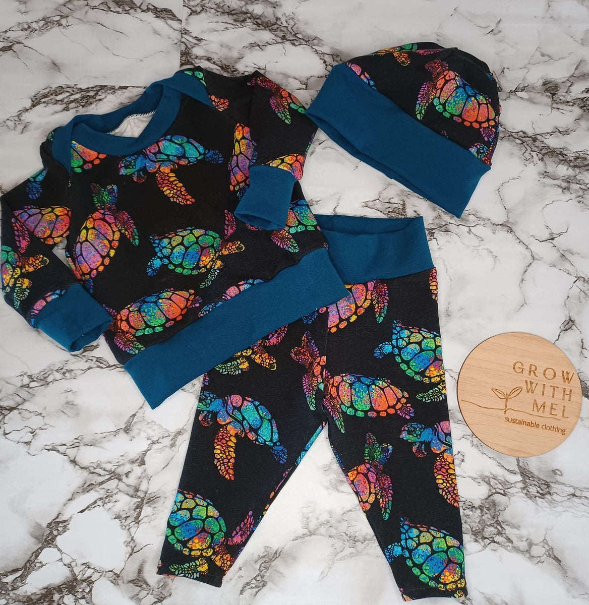 ROUND 21 - Techno Turtle – Fabric by TrishaMakes